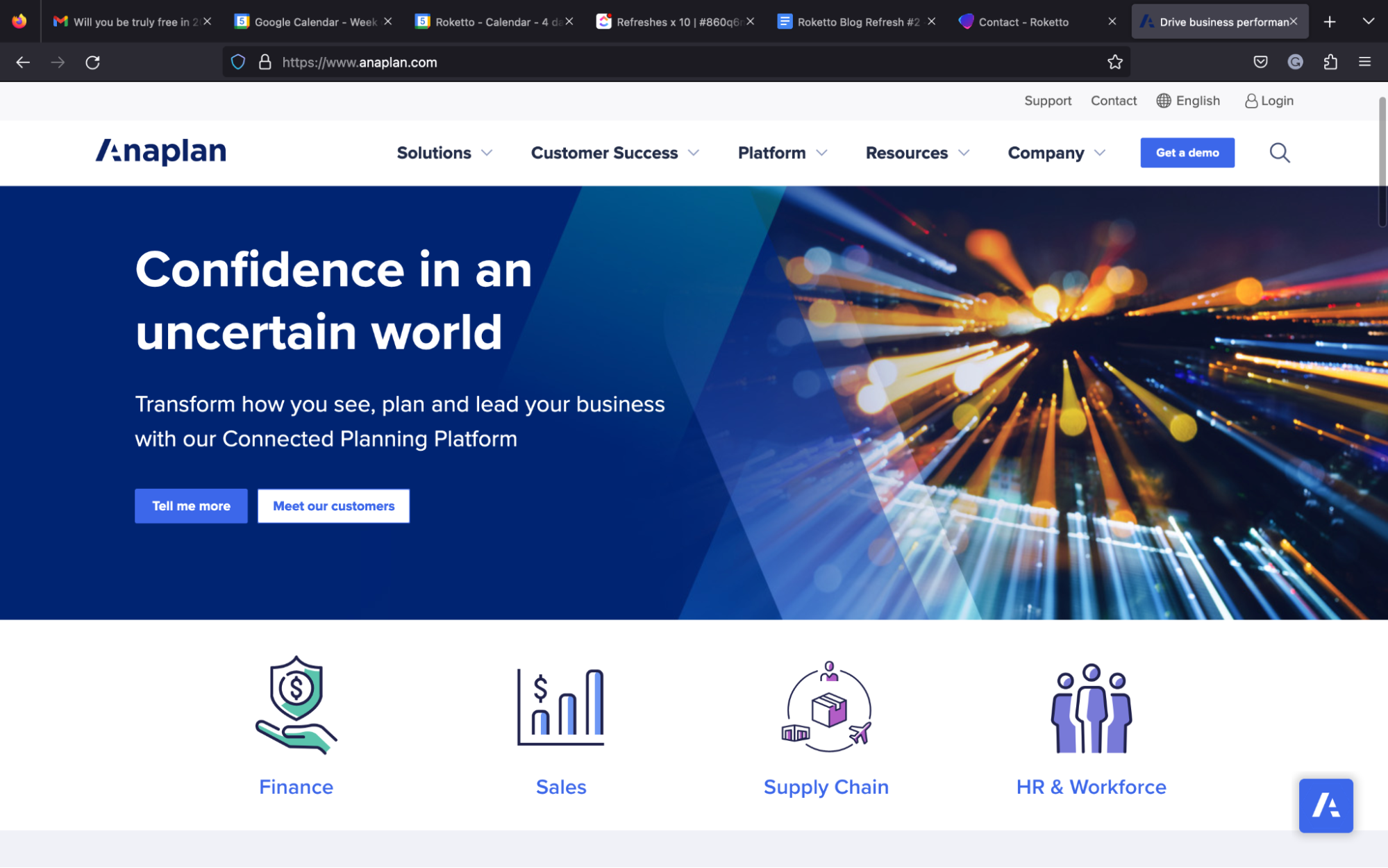 9 Best SaaS Landing Page Examples (+ Why They Convert)